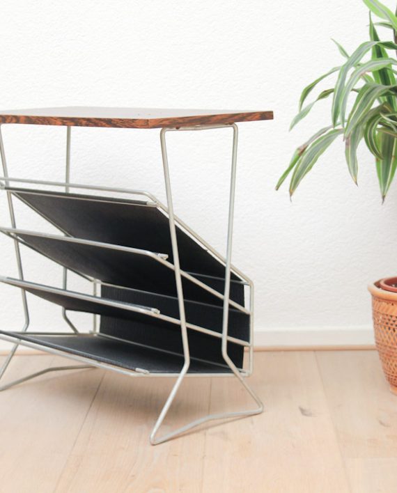 60s Vintage krantenbak / lectuurbak - Froufrou's